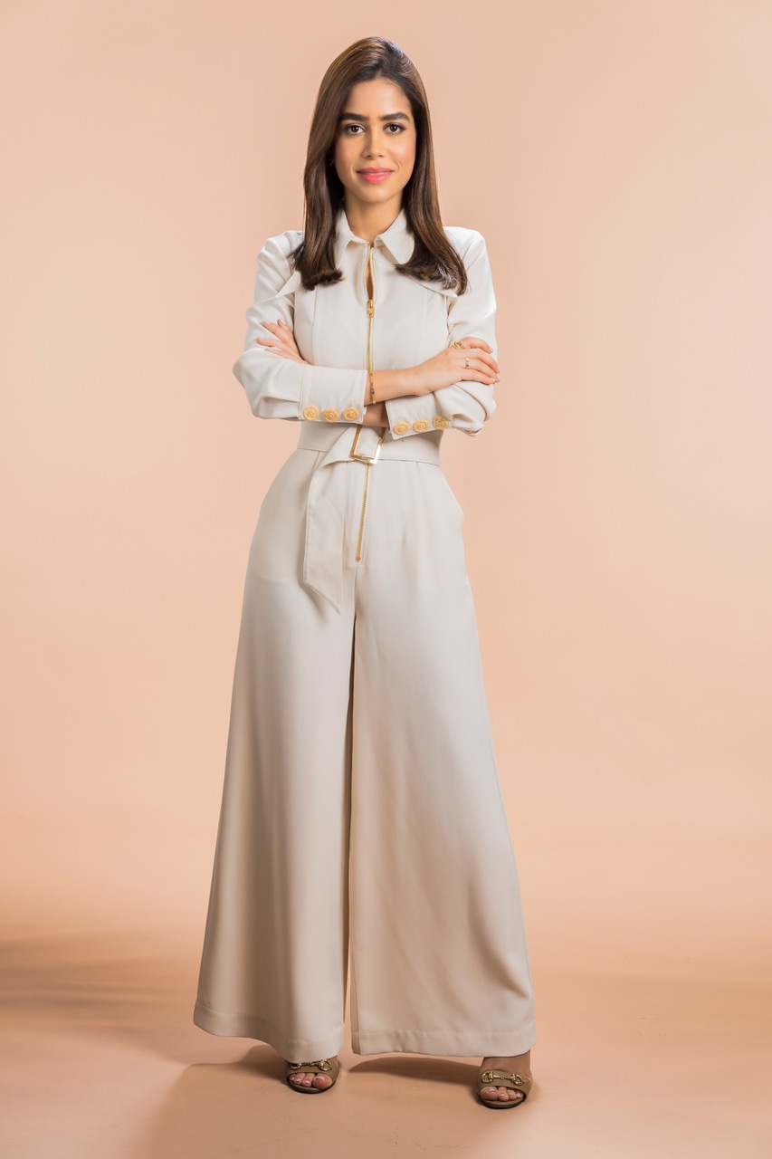 Conociendo a Emely Michelle Báez, una visionaria en salud capilar ...