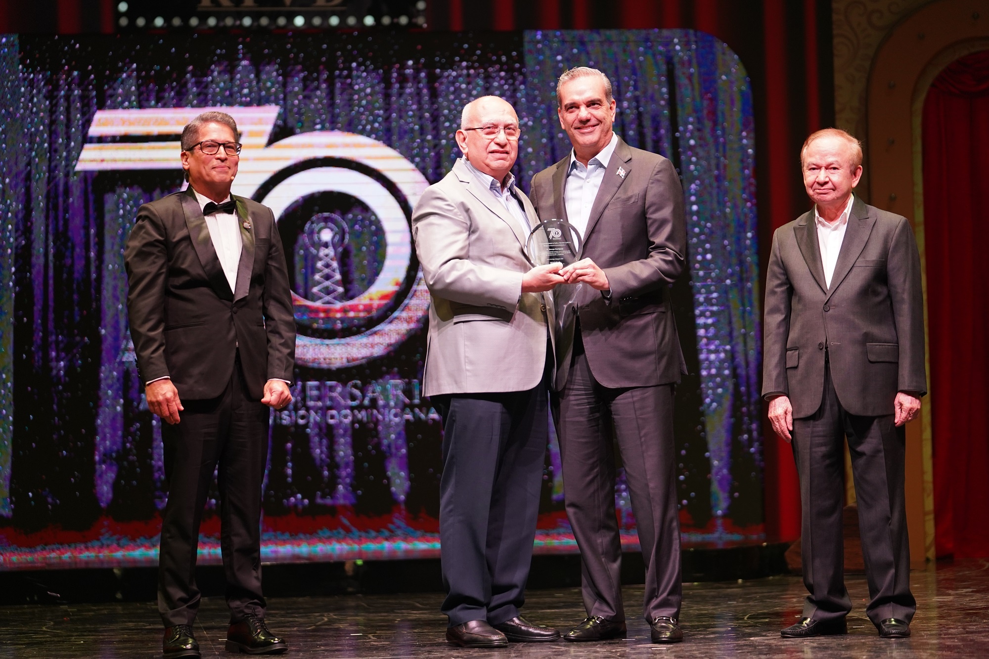 El Canal 4 celebra 70 aniversario regresando a su esencia como RTVD ...