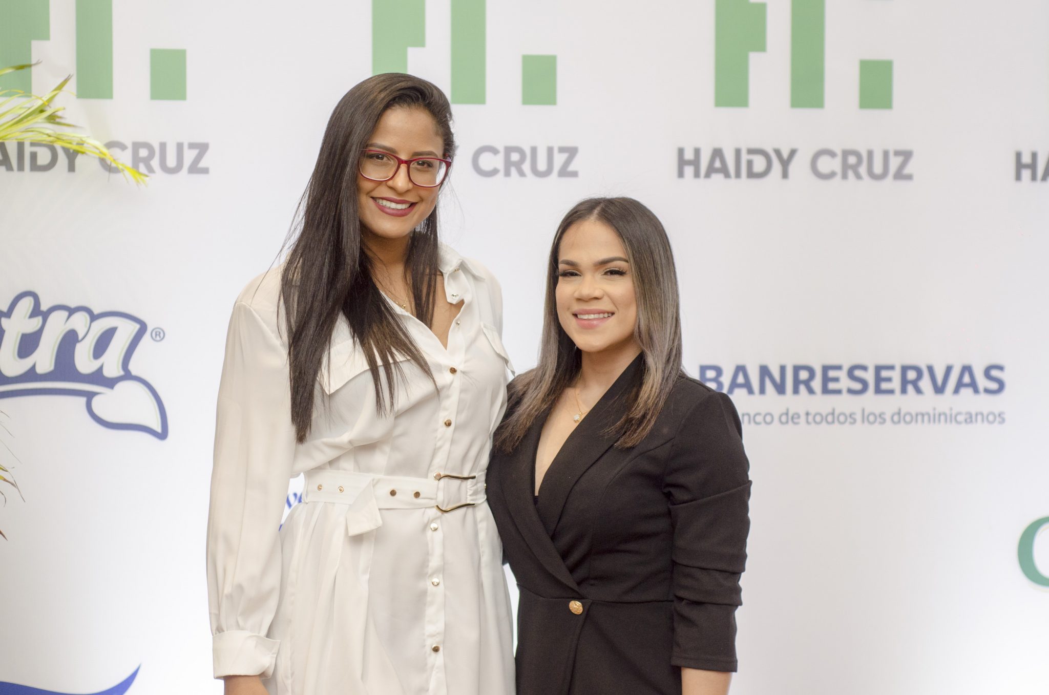 Haidy Cruz presenta su primer libro “Sin Dieta Ni Excusas” – Flow Magazine